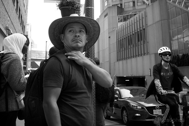 Headscarf-Hat-Helmet. – Prosophos